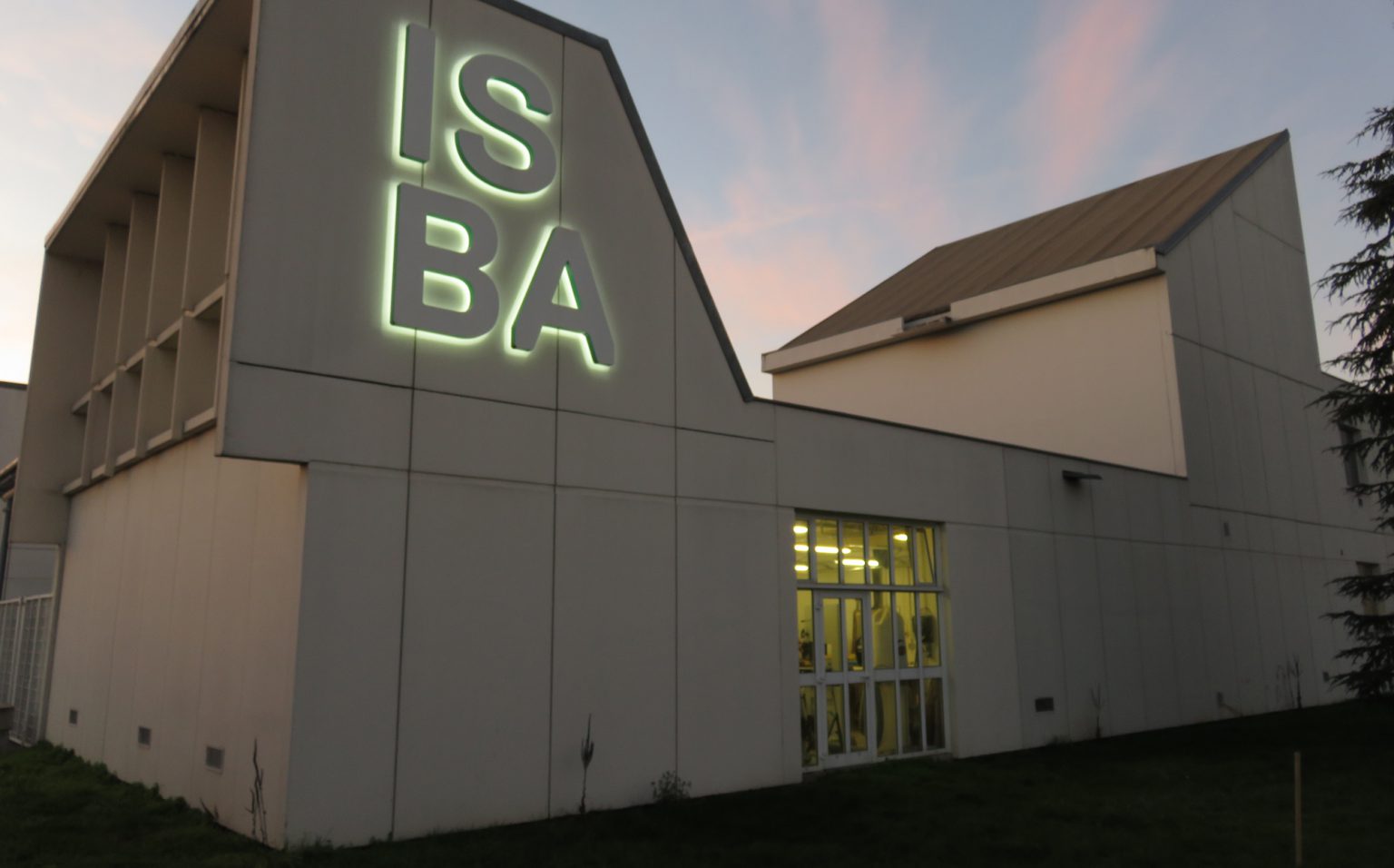 ISBA - Factuel le journal